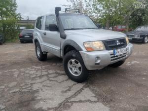Grey Mitsubishi Pajero 2003 in Radviliskis, with an engine capacity of 3.20 L and mileage of 290 thousand km for 3800 €, photo 4 on AUTOMOTO.COM.LV