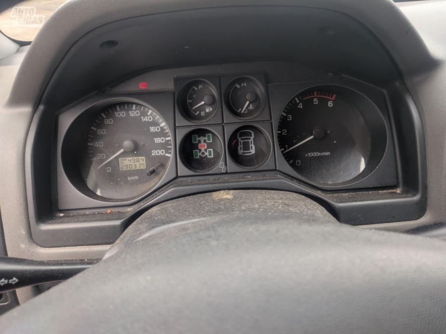 Grey Mitsubishi Pajero 2003 in Radviliskis, with an engine capacity of 3.20 L and mileage of 290 thousand km for 3800 €, photo 10 on AUTOMOTO.COM.LV