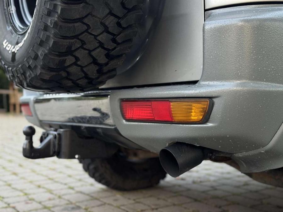 Pelēks Mitsubishi Pajero 2003 Viļņa, ar dzinēja tilpumu 3.20 L un nobraukumu 299 tūkst. km par 3850 €, foto 22 vietnē AUTOMOTO.COM.LV