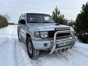 Серый Мицубиси Паджеро 2004 в Мажейкяй, объемом двигателя 2.50 л и пробегом 320 тыс. км за 3650 €, фото 2 на AUTOMOTO.COM.LV