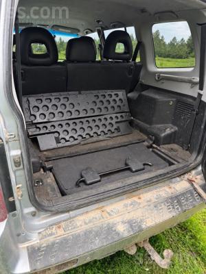 Pelēks Mitsubishi Pajero 2004 Rīga, ar dzinēja tilpumu 3.20 L un nobraukumu 365 tūkst. km par 4000 €, foto 7 vietnē AUTOMOTO.COM.LV