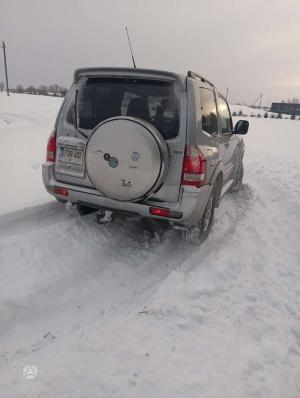 Grey Mitsubishi Pajero 2005 in Vilnius, with an engine capacity of 3.20 L and mileage of 220 thousand km for 3400 €, photo 4 on AUTOMOTO.COM.LV