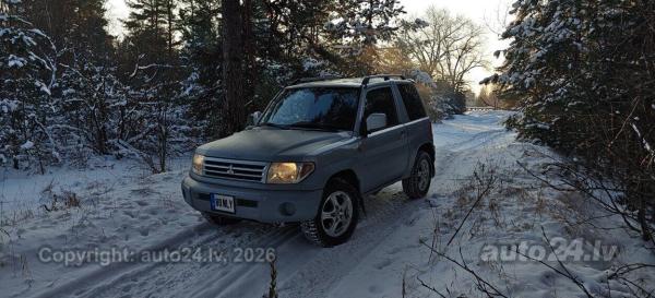 Grey Mitsubishi Pajero 2005 in Parnu, with an engine capacity of 1.80 L and mileage of 193 thousand km for 3400 €, photo 10 on AUTOMOTO.COM.LV