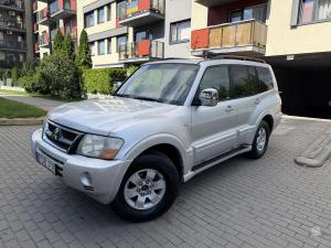 Grey Mitsubishi Pajero 2005 in Vilnius, with an engine capacity of 3.20 L and mileage of 300 thousand km for 2850 €, photo  on AUTOMOTO.COM.LV