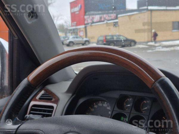 Pelēks Mitsubishi Pajero 2006 Rīga, ar dzinēja tilpumu 3.20 L un nobraukumu 330 tūkst. km par 3890 €, foto 11 vietnē AUTOMOTO.COM.LV