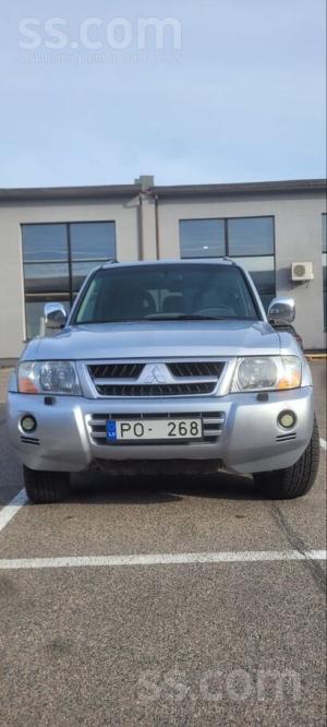 Pelēks Mitsubishi Pajero 2006 Rīga, ar dzinēja tilpumu 3.20 L un nobraukumu 280 tūkst. km par 4000 €, foto  vietnē AUTOMOTO.COM.LV