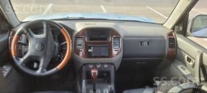 Pelēks Mitsubishi Pajero 2006 Rīga, ar dzinēja tilpumu 3.20 L un nobraukumu 280 tūkst. km par 4000 €, foto 11 vietnē AUTOMOTO.COM.LV