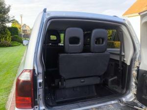 Pelēks Mitsubishi Pajero 2006 Viļņa, ar dzinēja tilpumu 3.20 L un nobraukumu 279 tūkst. km par 3950 €, foto 17 vietnē AUTOMOTO.COM.LV