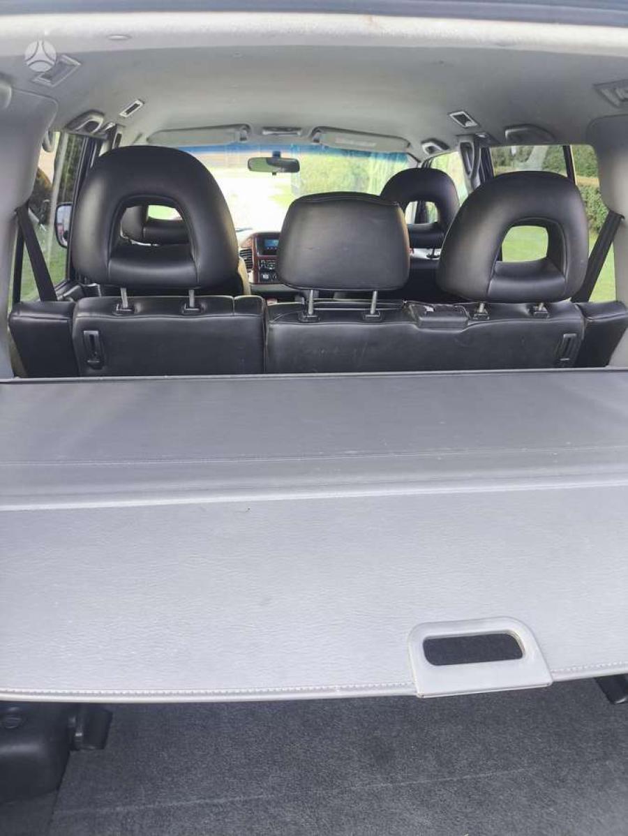Pelēks Mitsubishi Pajero 2006 Viļņa, ar dzinēja tilpumu 3.20 L un nobraukumu 279 tūkst. km par 3950 €, foto 18 vietnē AUTOMOTO.COM.LV