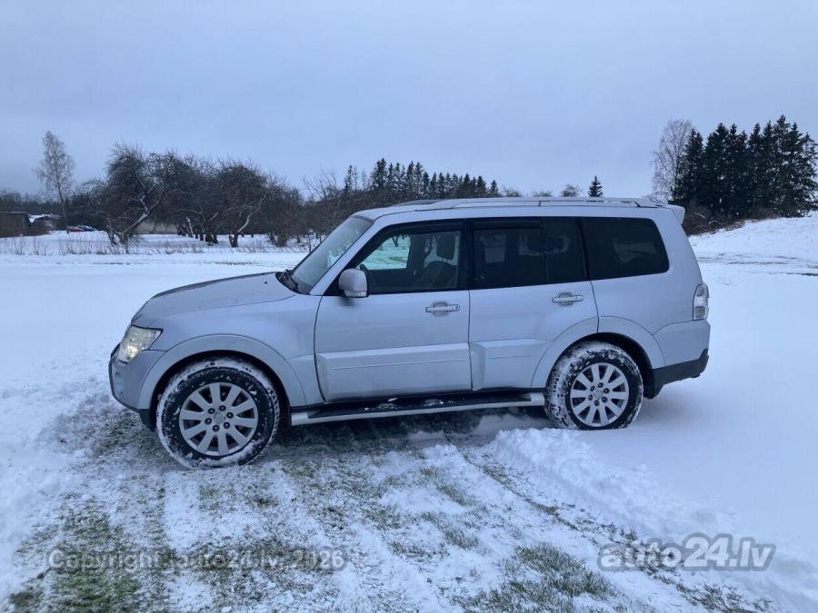 Grey Mitsubishi Pajero 2007 in Tallinn, with an engine capacity of 3.20 L and mileage of 298 thousand km for 7500 €, photo 1 on AUTOMOTO.COM.LV