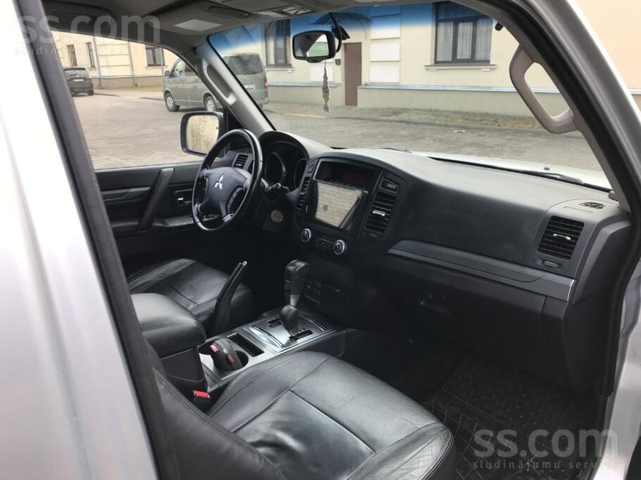 Pelēks Mitsubishi Pajero 2007 Ventspils, ar dzinēja tilpumu 3.20 L un nobraukumu 168 tūkst. km par 8000 €, foto 9 vietnē AUTOMOTO.COM.LV
