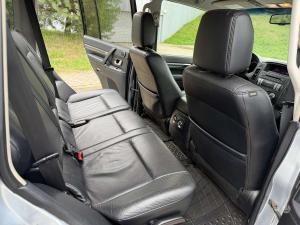 Pelēks Mitsubishi Pajero 2007 Viļņa, ar dzinēja tilpumu 3.20 L un nobraukumu 200 tūkst. km par 6500 €, foto 20 vietnē AUTOMOTO.COM.LV