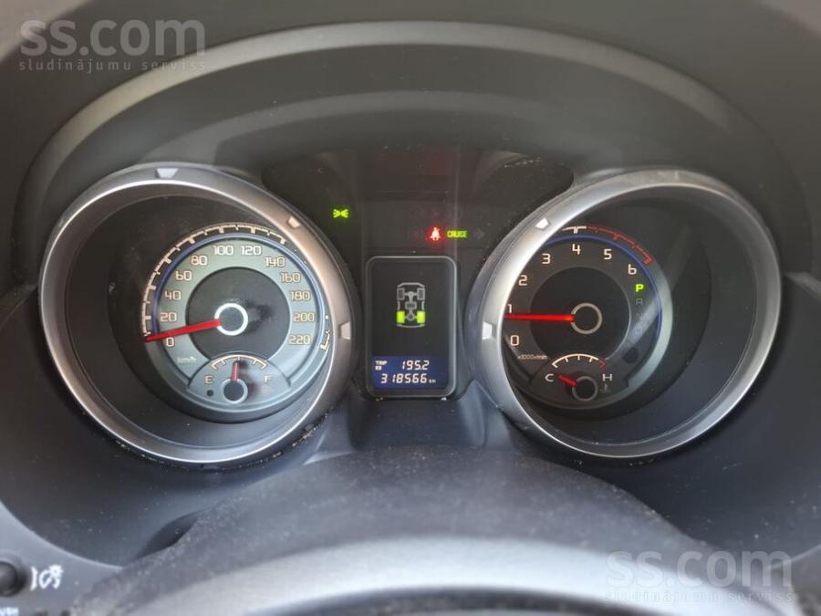 Pelēks Mitsubishi Pajero 2008 Rīga, ar dzinēja tilpumu 3.20 L un nobraukumu 319 tūkst. km par 5250 €, foto 7 vietnē AUTOMOTO.COM.LV