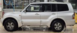 Pelēks Mitsubishi Pajero 2003 Viļņa, ar dzinēja tilpumu 3.20 L un nobraukumu 350 tūkst. km par 2800 €, foto 4 vietnē AUTOMOTO.COM.LV