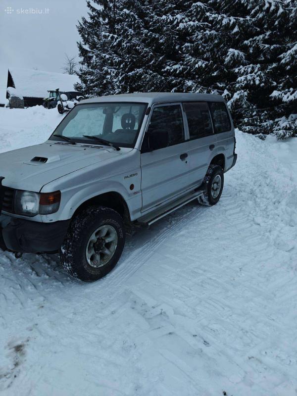 Grey Mitsubishi Pajero 1997 in Zarasai, with an engine capacity of 2.80 L and mileage of 330 thousand km for 6000 €, photo 3 on AUTOMOTO.COM.LV
