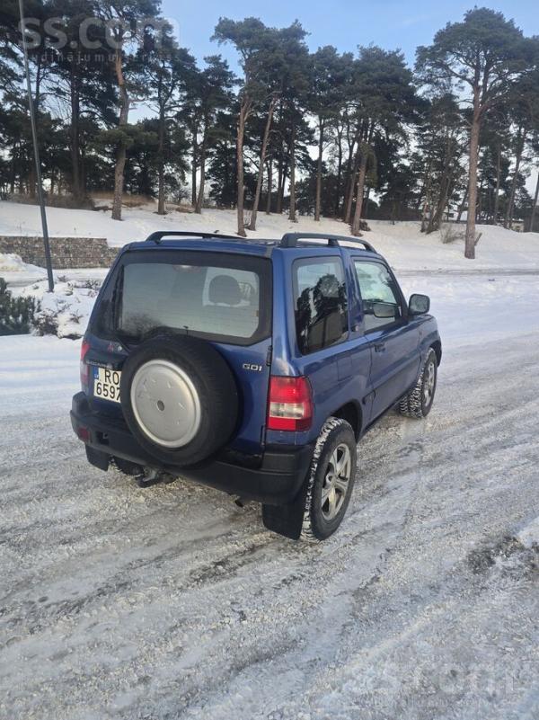 Zils Mitsubishi pajero-pinin 2001 Ventspils, ar dzinēja tilpumu 1.80 L un nobraukumu 226 tūkst. km par 3500 €, foto 3 vietnē AUTOMOTO.COM.LV