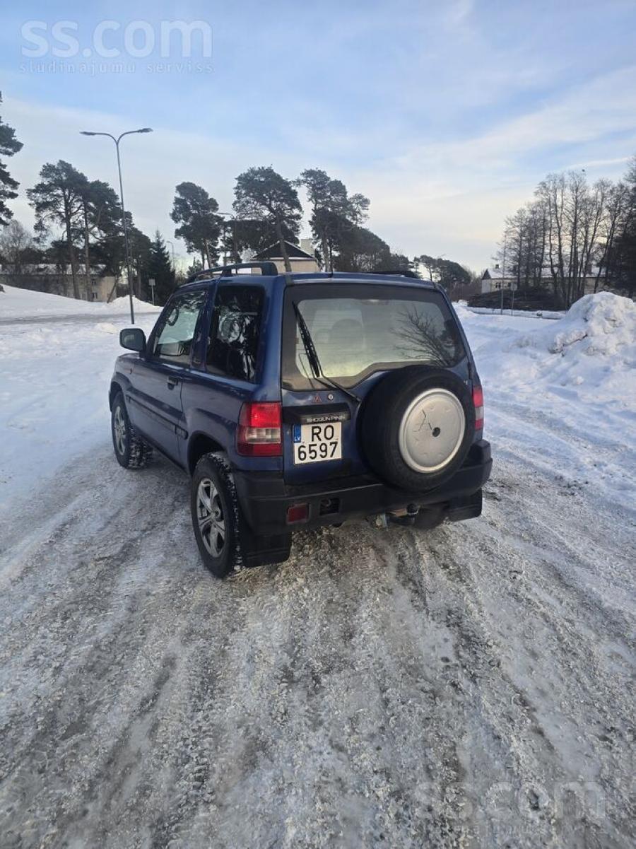 Zils Mitsubishi pajero-pinin 2001 Ventspils, ar dzinēja tilpumu 1.80 L un nobraukumu 226 tūkst. km par 3500 €, foto 4 vietnē AUTOMOTO.COM.LV