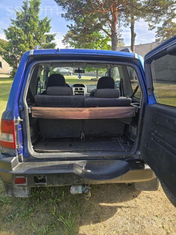 Zils Mitsubishi pajero-pinin 2001 Ventspils, ar dzinēja tilpumu 1.80 L un nobraukumu 226 tūkst. km par 3250 €, foto 5 vietnē AUTOMOTO.COM.LV