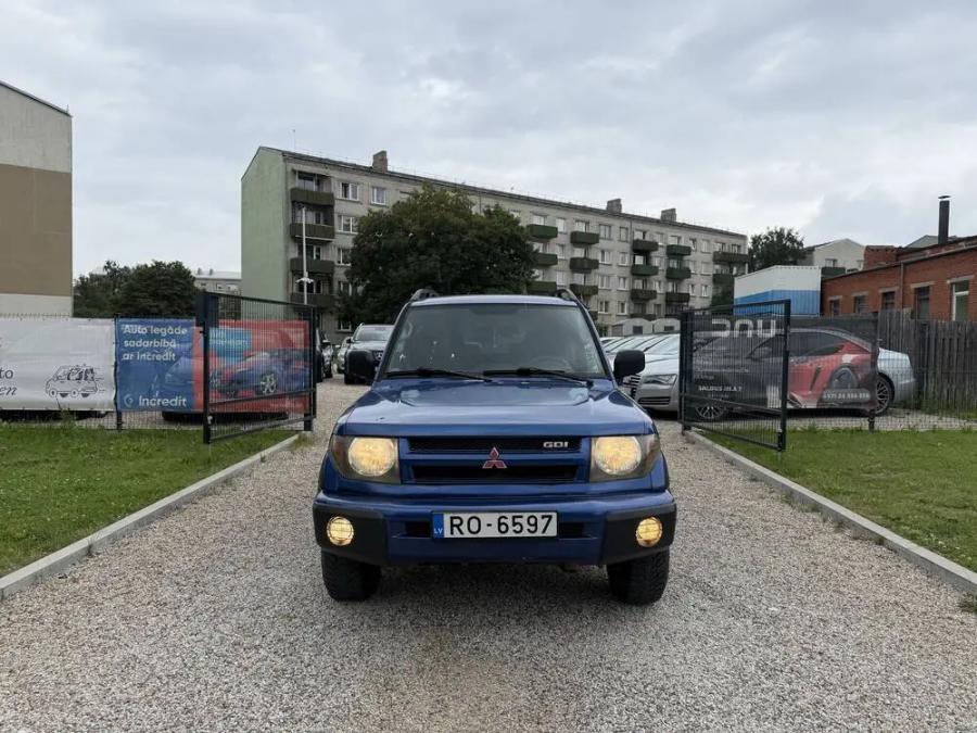 Zils Mitsubishi pajero-pinin 2001 Ventspils, ar dzinēja tilpumu 1.30 L un nobraukumu 0 tūkst. km par 3200 €, foto 3 vietnē AUTOMOTO.COM.LV