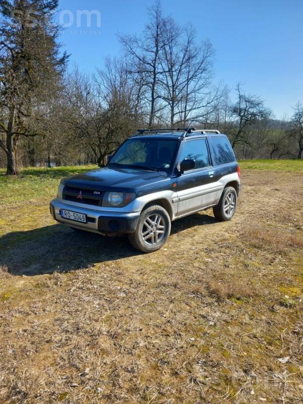Mitsubishi pajero-pinin 2004 Liepāja vietnē Zils Mitsubishi pajero-pinin 2004 Liepāja, ar dzinēja tilpumu 2.00 L un nobraukumu 148 tūkst. km par 1300 €, foto 1 vietnē AUTOMOTO.COM.LV