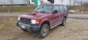 Sarkans Mitsubishi Pajero 1997 Tallina, ar dzinēja tilpumu 2.80 L un nobraukumu 380 tūkst. km par 1650 €, foto 2 vietnē AUTOMOTO.COM.LV