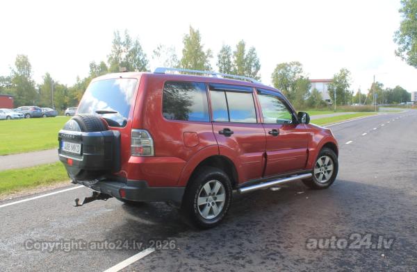 Mitsubishi Pajero 2007 Rapla vietnē Sarkans Mitsubishi Pajero 2007 Rapla, ar dzinēja tilpumu 3.20 L un nobraukumu 349 tūkst. km par 6450 €, foto 10 vietnē AUTOMOTO.COM.LV