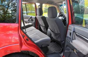 Red Mitsubishi Pajero 2007 in Rapla, with an engine capacity of 3.20 L and mileage of 350 thousand km for 5390 €, photo 14 on AUTOMOTO.COM.LV