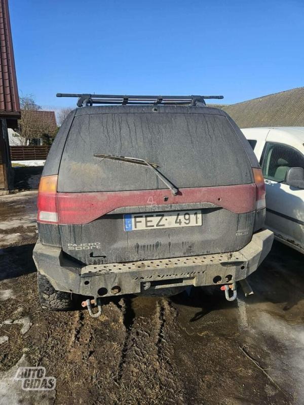 Black Mitsubishi Pajero Sport 1999 in Vilnius, with an engine capacity of 3.00 L and mileage of 308 thousand km for 4000 €, photo 3 on AUTOMOTO.COM.LV