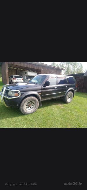 Black Mitsubishi Pajero Sport 2001 in Tallinn, with an engine capacity of 2.50 L and mileage of 0 thousand km for 2500 €, photo  on AUTOMOTO.COM.LV