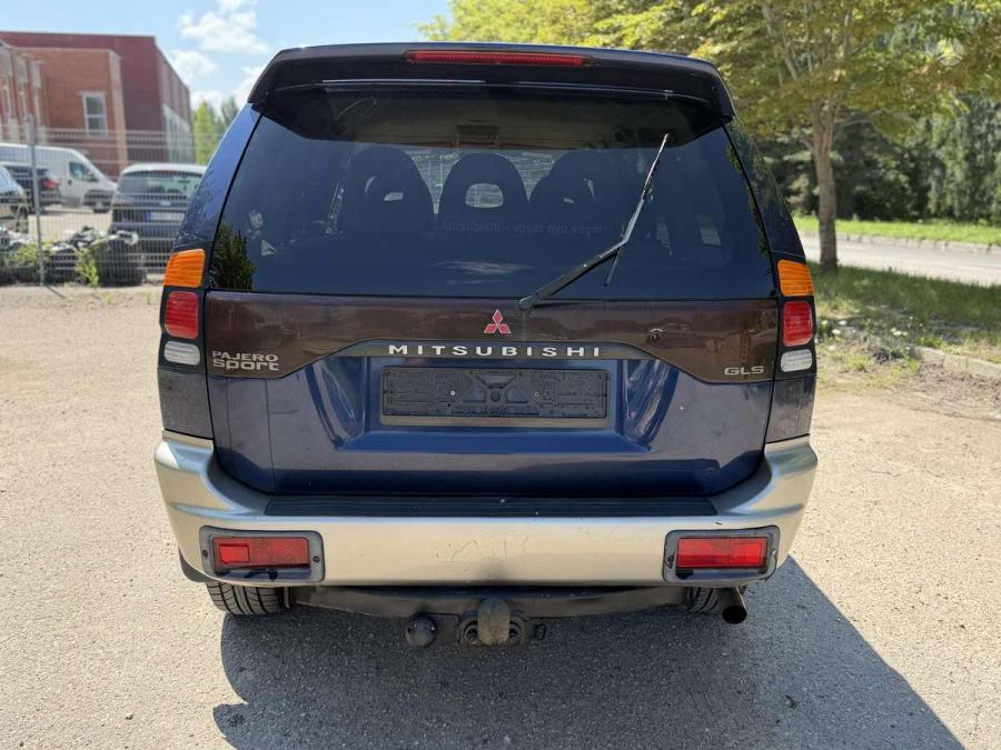 Zils Mitsubishi Pajero Sport 2001 Šauļi, ar dzinēja tilpumu 3.00 L un nobraukumu 179 tūkst. km par 2950 €, foto 5 vietnē AUTOMOTO.COM.LV