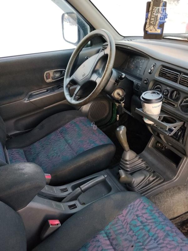Mitsubishi Pajero Sport 1999 Naujoji Akmenė, ar dzinēja tilpumu 3.00 L un nobraukumu 255 tūkst. km par 2600 €, foto 9 vietnē AUTOMOTO.COM.LV
