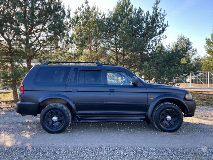 Mitsubishi Pajero Sport 2005 Viļņa, ar dzinēja tilpumu 2.48 L un nobraukumu 200 tūkst. km par 3300 €, foto 13 vietnē AUTOMOTO.COM.LV
