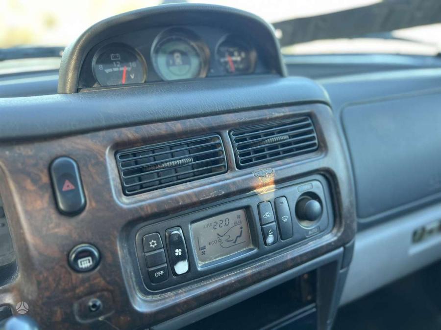 Mitsubishi Pajero Sport 2005 Viļņa, ar dzinēja tilpumu 2.48 L un nobraukumu 200 tūkst. km par 3300 €, foto 21 vietnē AUTOMOTO.COM.LV