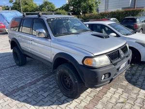 Grey Mitsubishi Pajero Sport 2005 in Panevezys, with an engine capacity of 2.48 L and mileage of 290 thousand km for 3650 €, photo  on AUTOMOTO.COM.LV