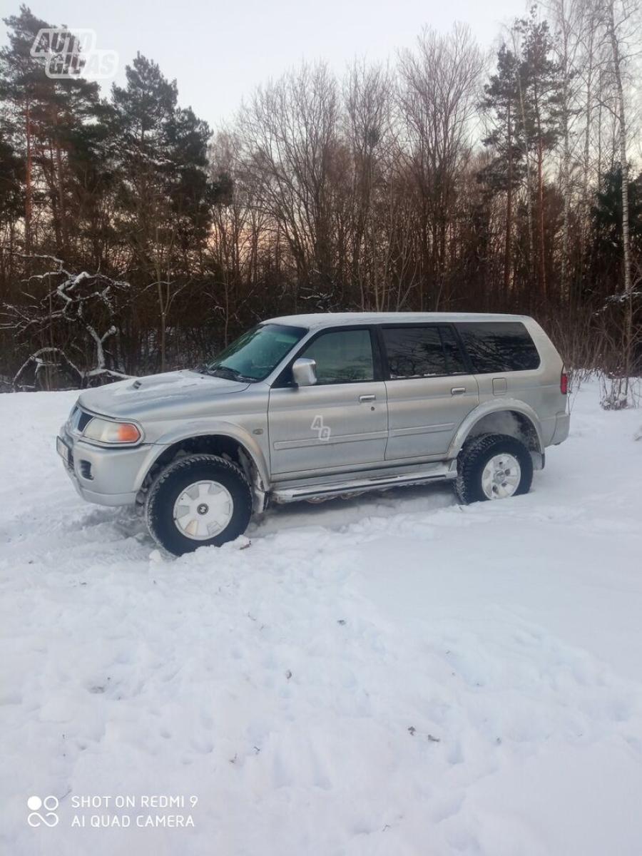 Pelēks Mitsubishi Pajero Sport 2006 Birštonas, ar dzinēja tilpumu 2.50 L un nobraukumu 182 tūkst. km par 4950 €, foto 2 vietnē AUTOMOTO.COM.LV