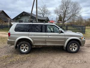 Pelēks Mitsubishi Pajero Sport 2006 Tallina, ar dzinēja tilpumu 2.50 L un nobraukumu 113 tūkst. km par 6000 €, foto 3 vietnē AUTOMOTO.COM.LV