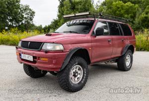 Sarkans Mitsubishi Pajero Sport 2001 Tallina, ar dzinēja tilpumu 2.50 L un nobraukumu 0 tūkst. km par 2999 €, foto 4 vietnē AUTOMOTO.COM.LV