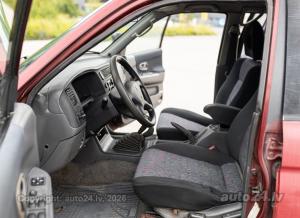 Sarkans Mitsubishi Pajero Sport 2001 Tallina, ar dzinēja tilpumu 2.50 L un nobraukumu 0 tūkst. km par 2999 €, foto 23 vietnē AUTOMOTO.COM.LV