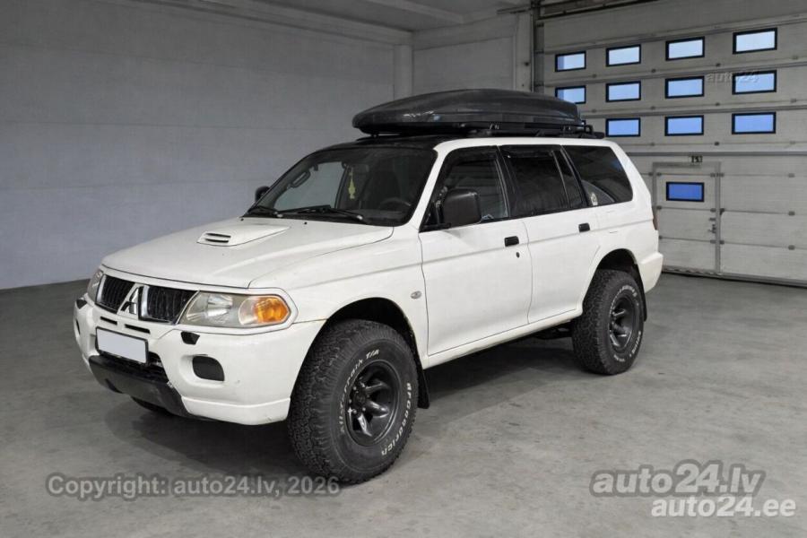 Balts Mitsubishi Pajero Sport 2006 Tallina, ar dzinēja tilpumu 2.50 L un nobraukumu 149 tūkst. km par 5800 €, foto 1 vietnē AUTOMOTO.COM.LV