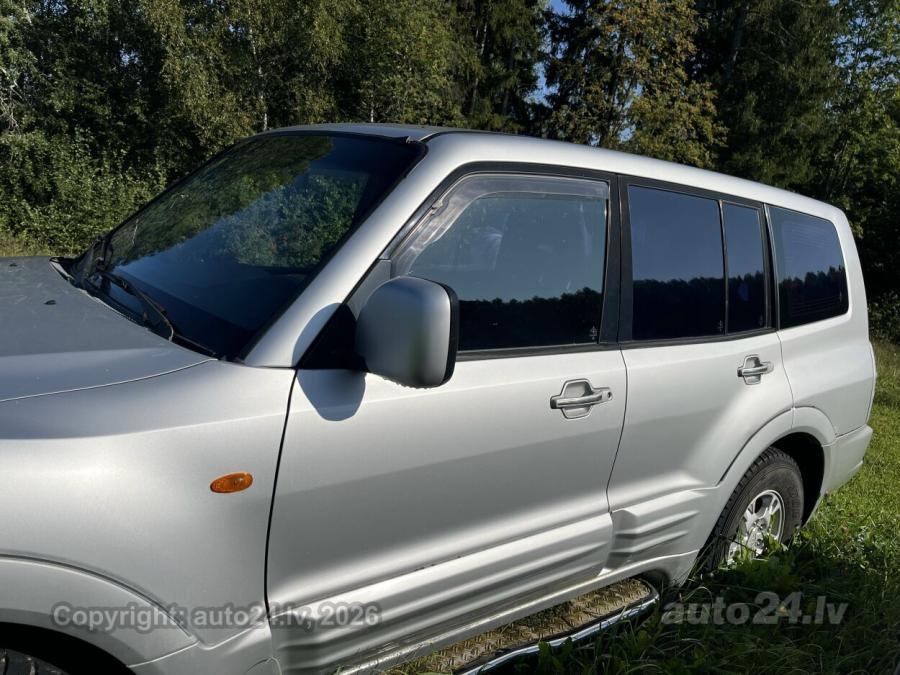 Mitsubishi Pajero 2002 in Polva, with an engine capacity of 3.20 L and mileage of 374 thousand km for 1700 €, photo 5 on AUTOMOTO.COM.LV