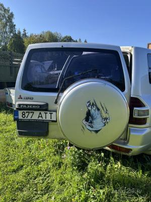 Mitsubishi Pajero 2002 in Polva, with an engine capacity of 3.20 L and mileage of 374 thousand km for 1700 €, photo 8 on AUTOMOTO.COM.LV