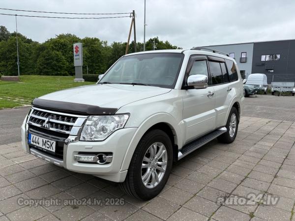Balts Mitsubishi Pajero 2016 Jehvi, ar dzinēja tilpumu 3.20 L un nobraukumu 120 tūkst. km par 22999 €, foto 2 vietnē AUTOMOTO.COM.LV