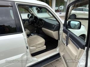 Balts Mitsubishi Pajero 2016 Jehvi, ar dzinēja tilpumu 3.20 L un nobraukumu 120 tūkst. km par 22999 €, foto 15 vietnē AUTOMOTO.COM.LV