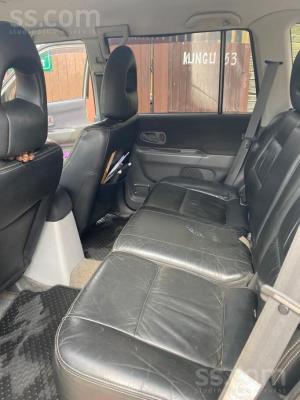 Dzeltens Mitsubishi Pajero 2005 Liepāja, ar dzinēja tilpumu 2.50 L un nobraukumu 202 tūkst. km par 5400 €, foto 7 vietnē AUTOMOTO.COM.LV