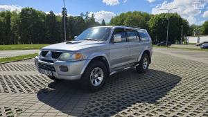 Mitsubishi Shogun 2007 Kauņa, ar dzinēja tilpumu 2.50 L un nobraukumu 355 tūkst. km par 4500 €, foto  vietnē AUTOMOTO.COM.LV