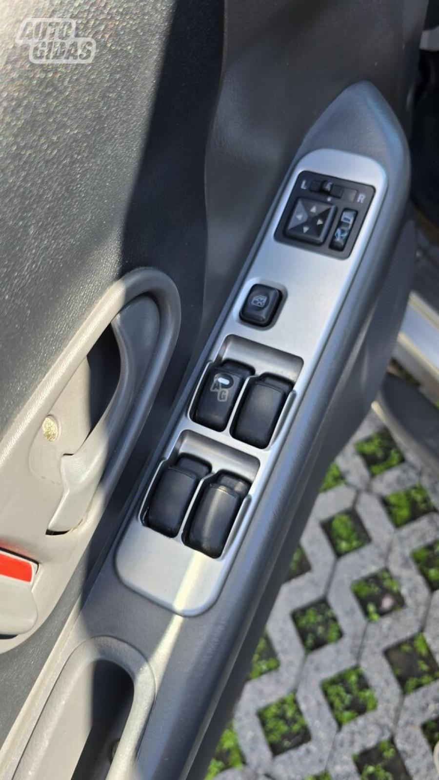 Mitsubishi Shogun 2007 Kauņa, ar dzinēja tilpumu 2.50 L un nobraukumu 355 tūkst. km par 4500 €, foto 10 vietnē AUTOMOTO.COM.LV