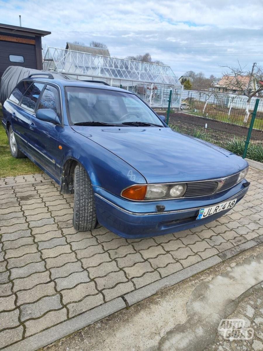 Zils Mitsubishi Sigma 1993 Klaipėda, ar dzinēja tilpumu 3.00 L un nobraukumu 0 tūkst. km par 900 €, foto 1 vietnē AUTOMOTO.COM.LV
