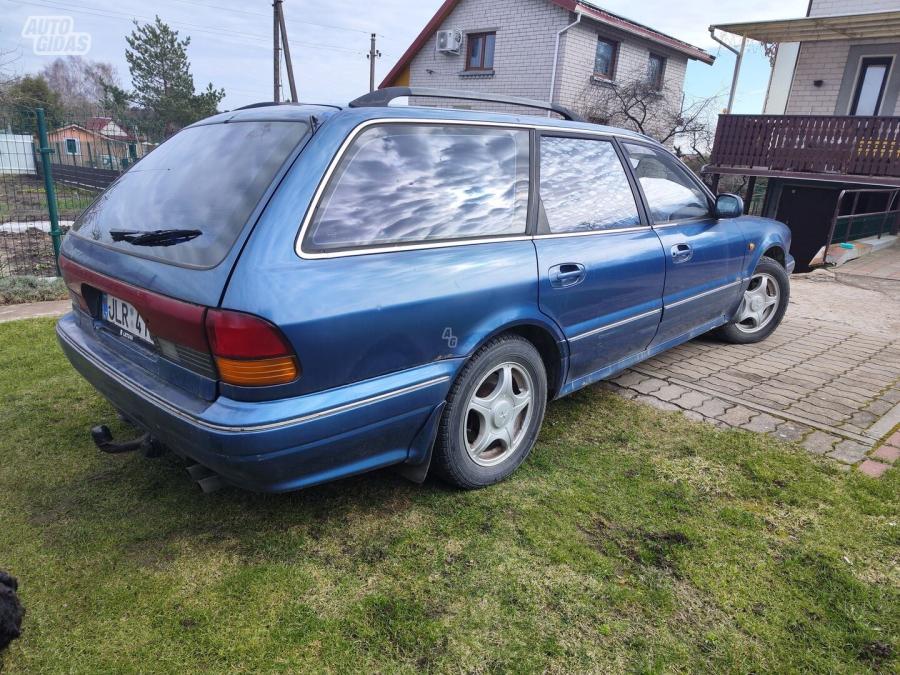 Zils Mitsubishi Sigma 1993 Klaipėda, ar dzinēja tilpumu 3.00 L un nobraukumu 0 tūkst. km par 900 €, foto 3 vietnē AUTOMOTO.COM.LV