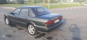Pelēks Mitsubishi Sigma 1993 Viļņa, ar dzinēja tilpumu 2.97 L un nobraukumu 113 tūkst. km par 7200 €, foto 3 vietnē AUTOMOTO.COM.LV