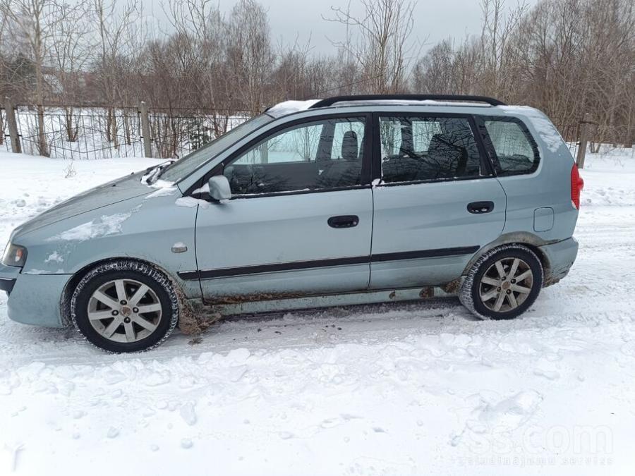 Green Mitsubishi Space Star 2002 in Liepaja, with an engine capacity of 1.90 L and mileage of 368 thousand km for 590 €, photo 4 on AUTOMOTO.COM.LV